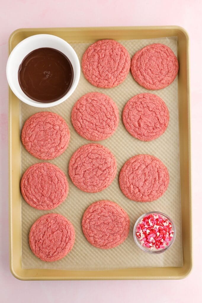 Chocolate Covered Strawberry Cookies