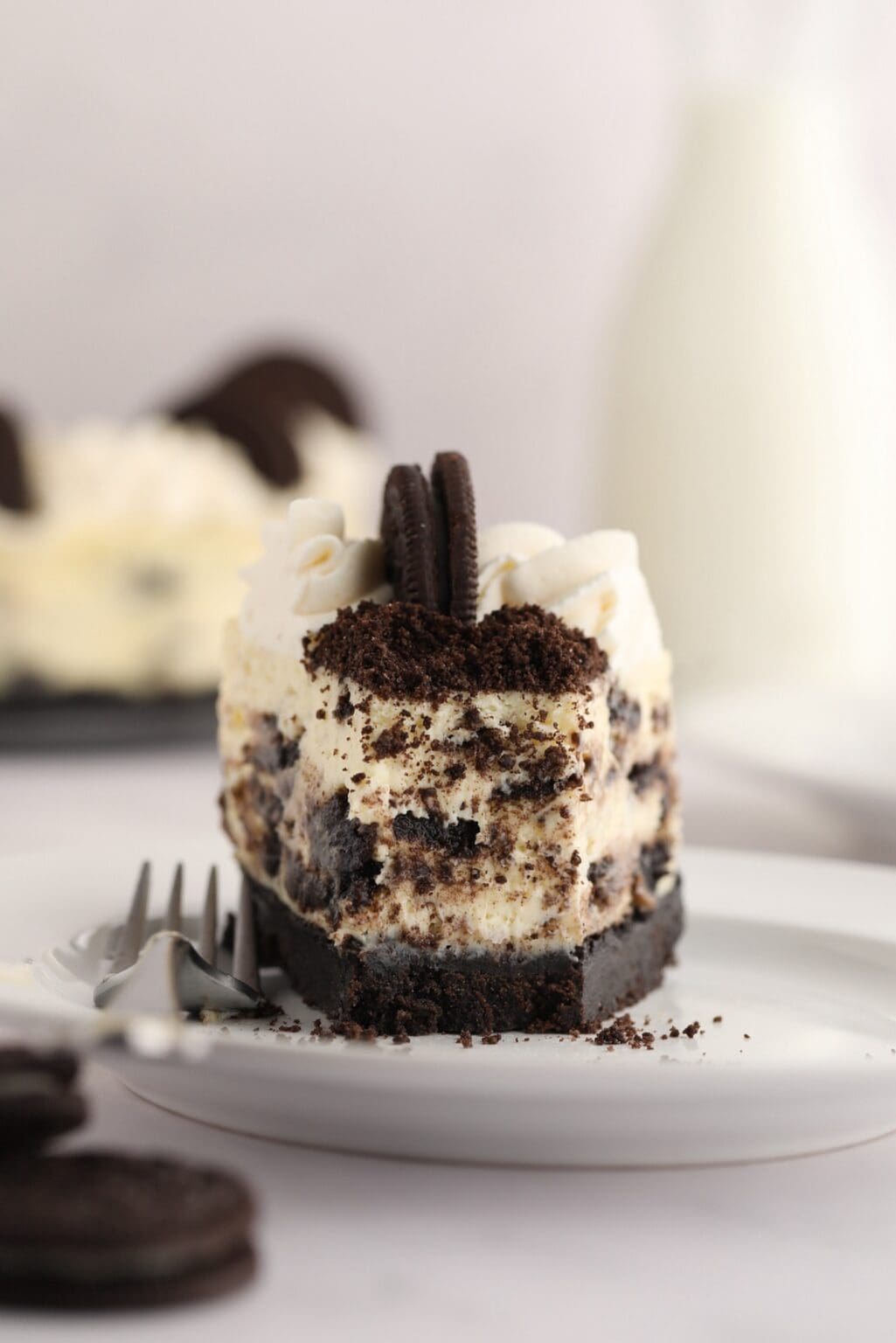 Oreo Cheesecake - Marisa Bakes